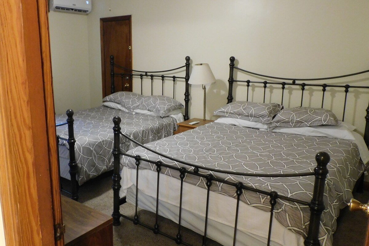 Suite | Wi-fi grátis, roupa de cama fornecida 