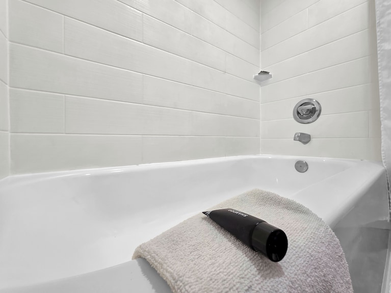 Crystal Palace Resort - King Suite - Crystal Beach, TX