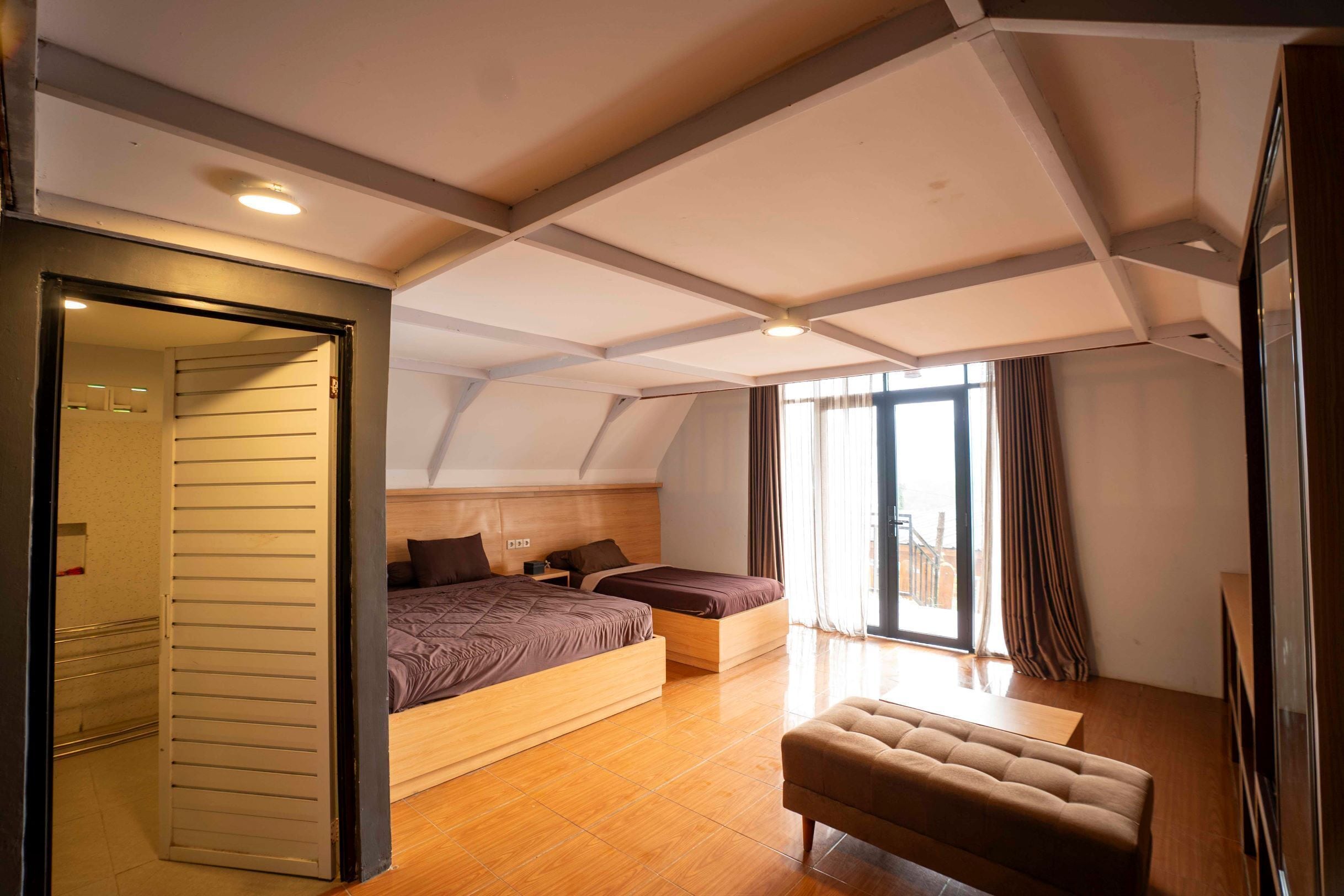 Quarto Nobre | Wi-fi grátis, roupa de cama fornecida 