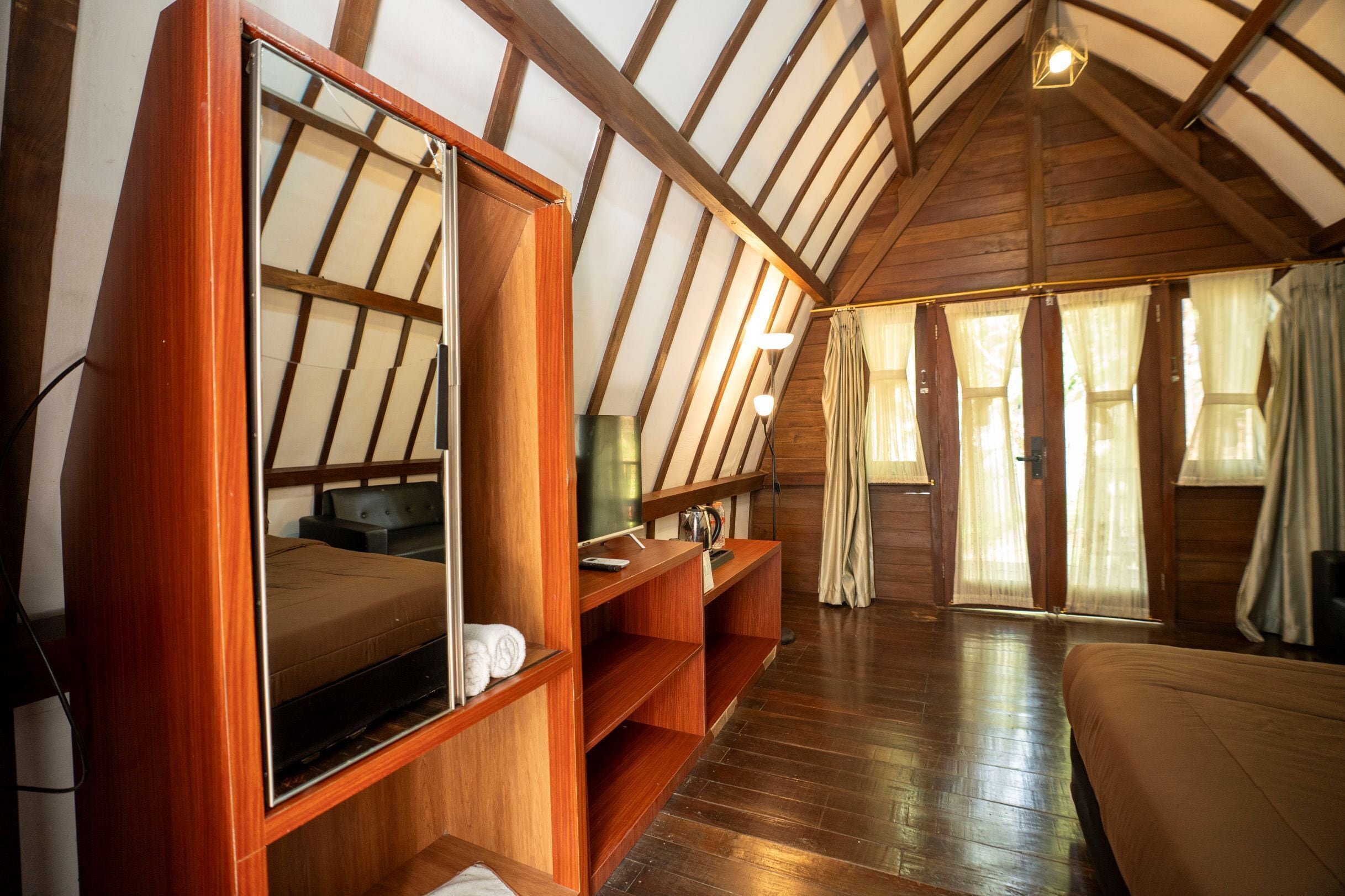 Cabana de Madeira Deluxe | Wi-fi grátis, roupa de cama fornecida 