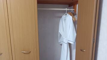 Apartamento, 1 cama king-size | Wi-fi grátis