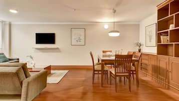 Casa | 2 quartos, internet de alta velocidade