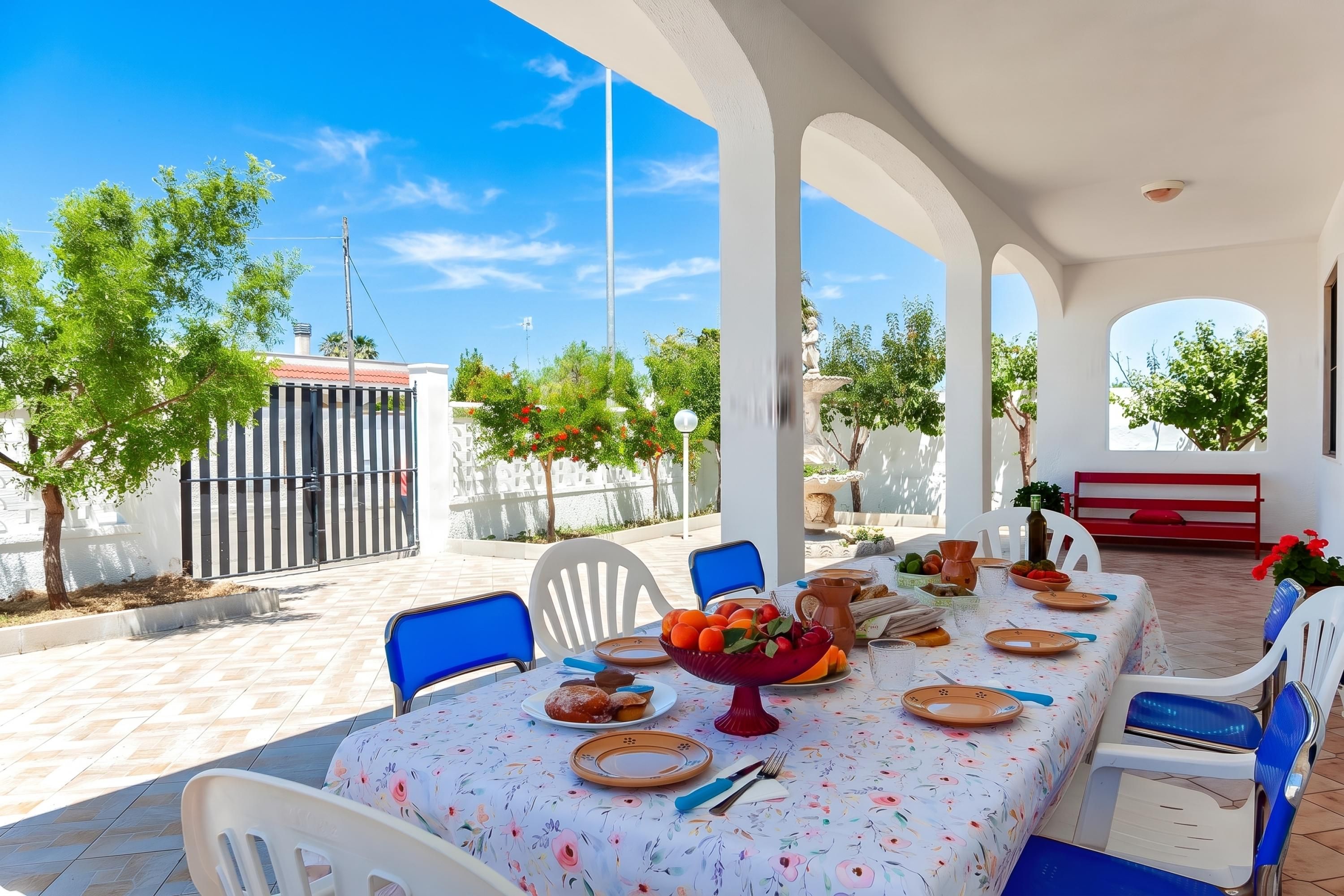 Villa Familiar, 3 quartos, 2 casas de banho (Casa Spiaggiabella - Coastal Home) | Refeições ao ar livre