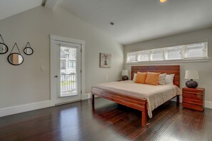 Amazing Cozy Cottage in Cottage Hood River, Oregon Reviews, Deals ...