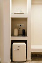 Quarto Duplo Deluxe, varanda, Vista para a cidade | Cofre no quarto, quartos insonorizados, ferro/tábua de engomar