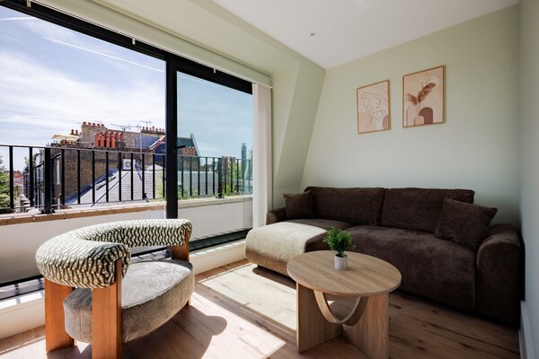 Olympia Grand Apartments - London