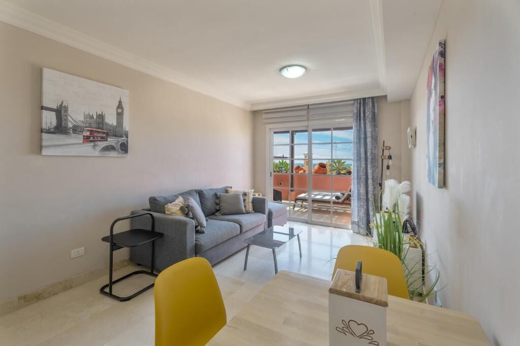 Apartamento, 2 quartos | Sala