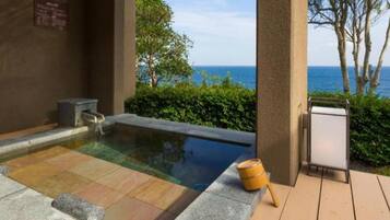 Quarto triplo, vista para o mar | Spa | Salas para tratamentos a dois, tratamentos corporais