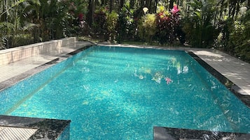 Piscina exterior