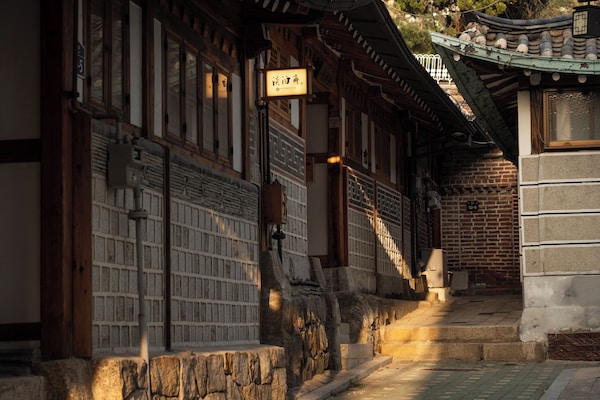 The Prima Hotel Hanok Dambakjae Gahoe - Seoul