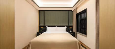 Quarto casal clássico | Wi-Fi de cortesia, roupa de cama