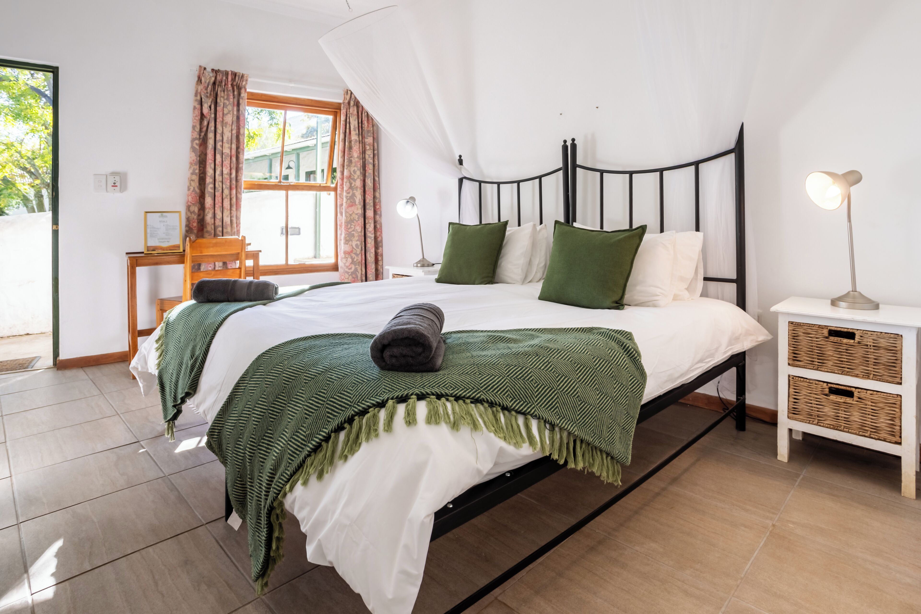 Quarto Twin | Cofre no quarto, Wi-fi grátis 
