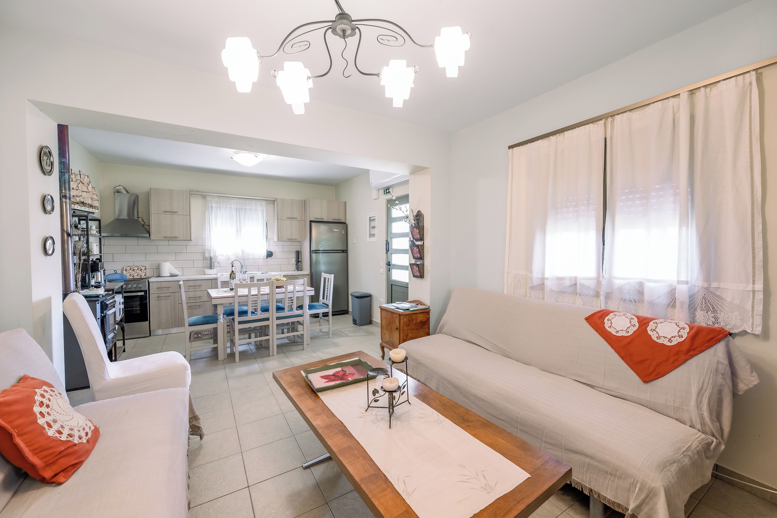 Casa Familiar, 2 quartos, micro-ondas (Antonia's Olive Yard House) | Sala de estar