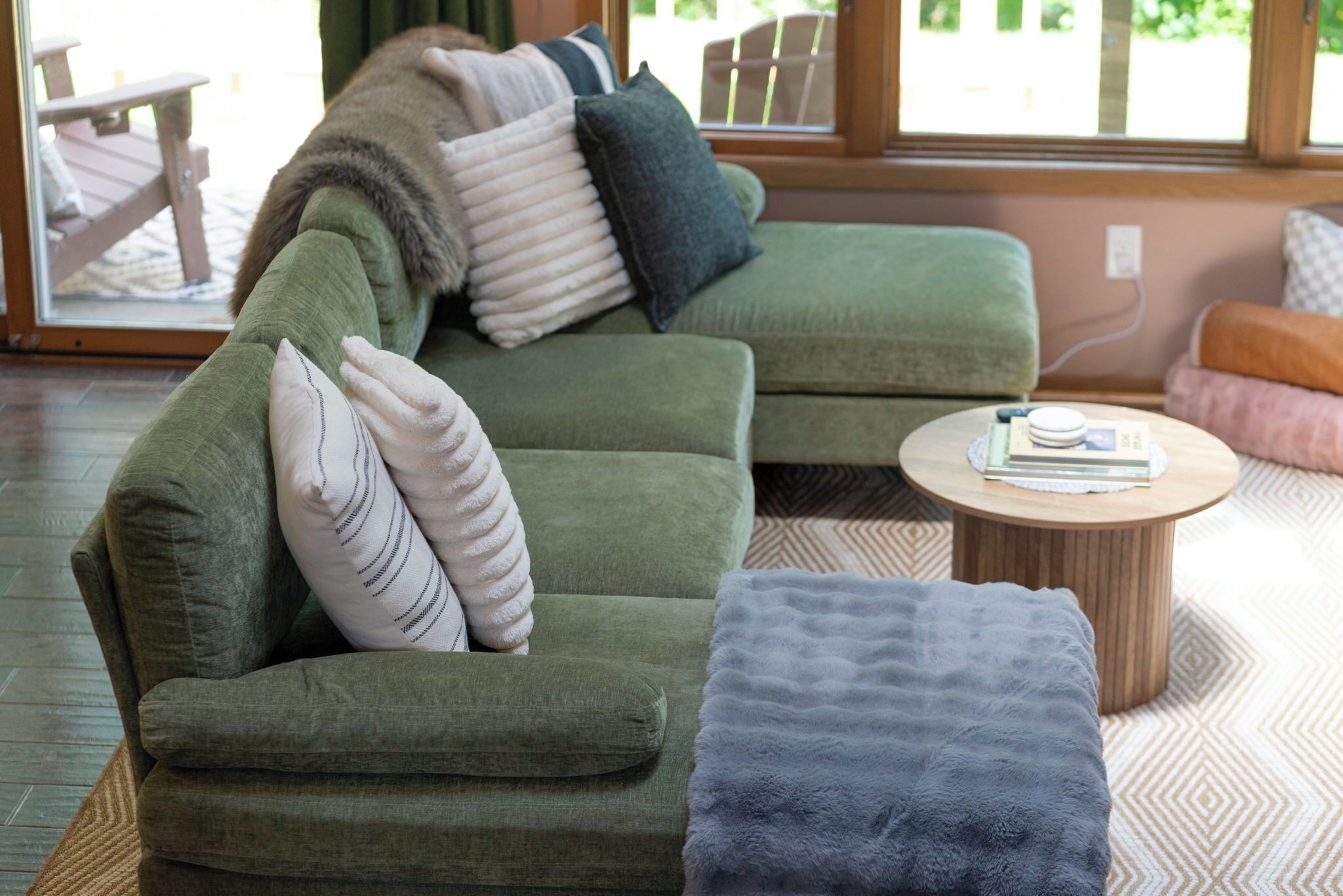 Fairway Escape, Fire Pit, Pool, Golf & King Suite - Galena, IL