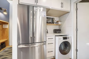 Apartamento em Condomínio Fechado, várias camas, vista para o jardim (A-D-LHB4) | Interior