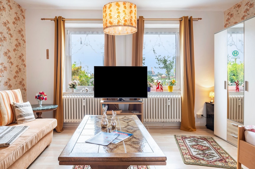 Holiday Apartment For 3 Guests (45 M²) In Brunsbüttel - Freiburg
