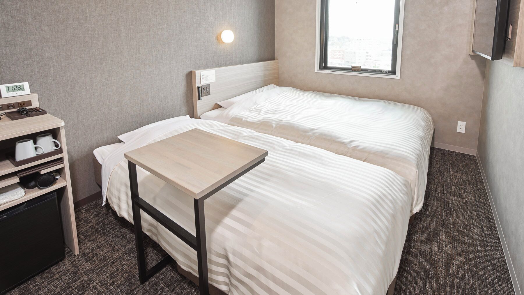 Quarto Twin Standard | Secretária, Wi-fi grátis, roupa de cama fornecida 