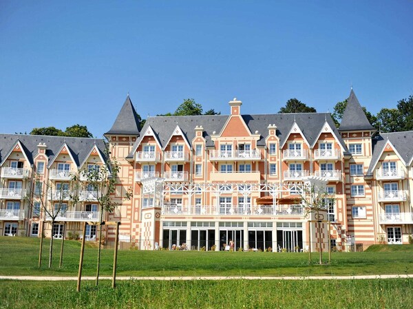 2-guest Retreat With Hot Tub - Bagnoles de l'Orne