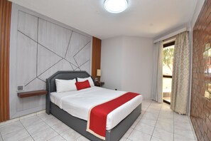 Apartamento Deluxe, 3 quartos, varanda, Vista para a cidade | Wi-fi grátis 