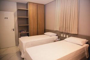 Quarto casal ou duplo conforto, ar-condicionado, vista para a cidade | Spa