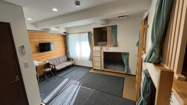 Shimanami Guest House Orangenokaze - Hostel - Imabari
