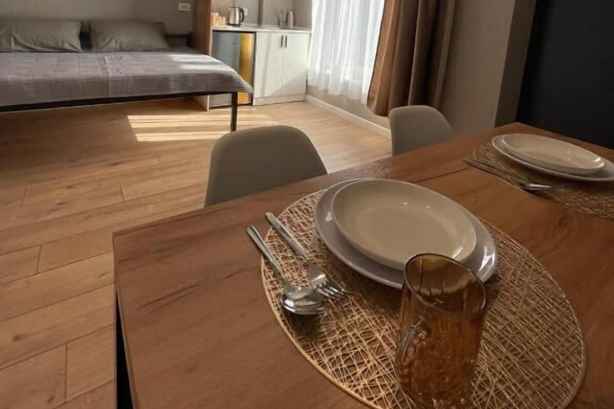 Apartamento, sacada, vista para o pátio | Wi-Fi de cortesia