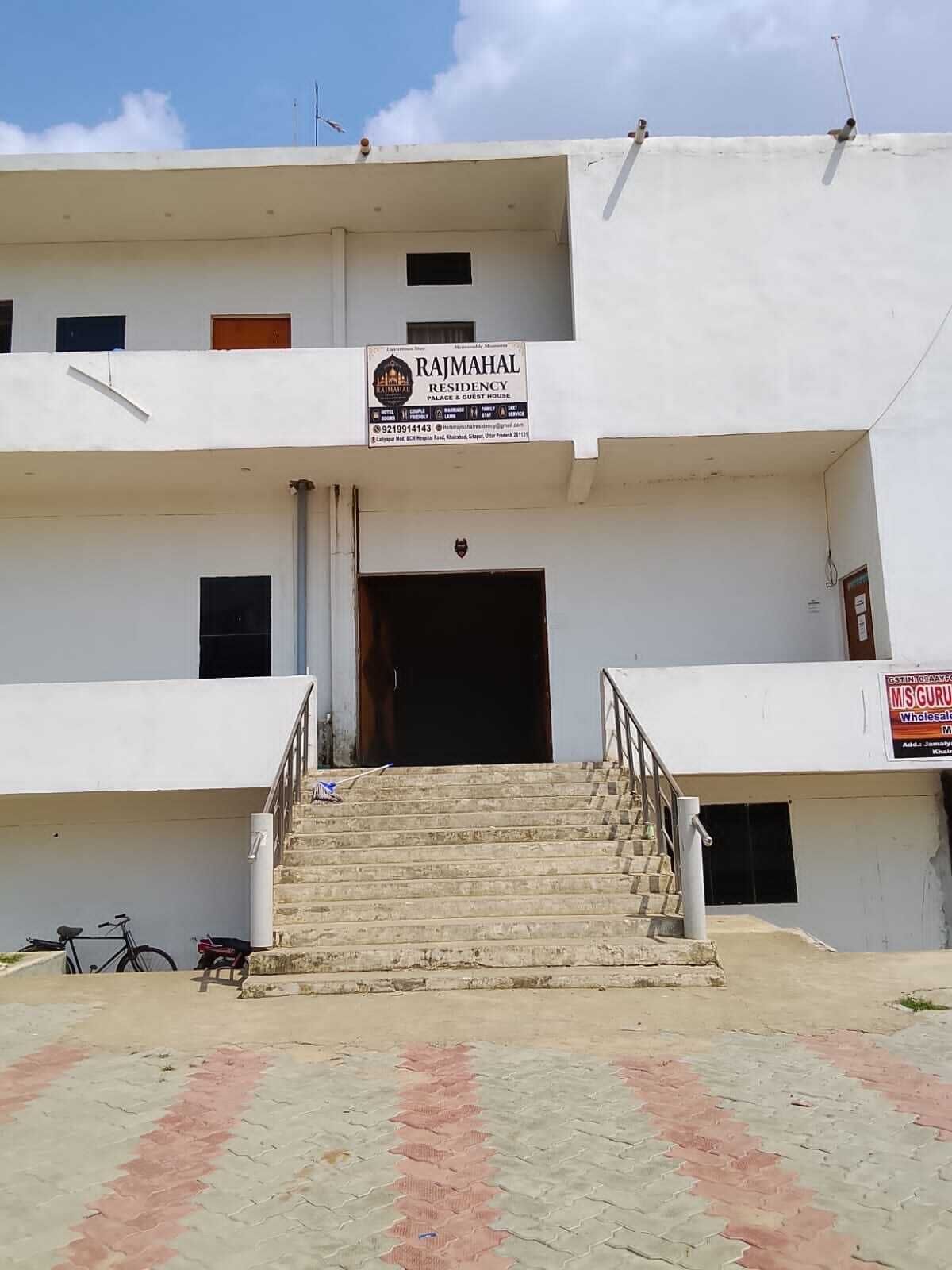 Fachada da propriedade