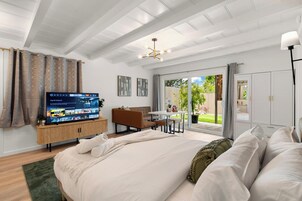 Estúdio Comfort, 1 cama queen-size, não fumadores, vista para o jardim | Ferro/tábua de engomar, Wi-fi grátis 