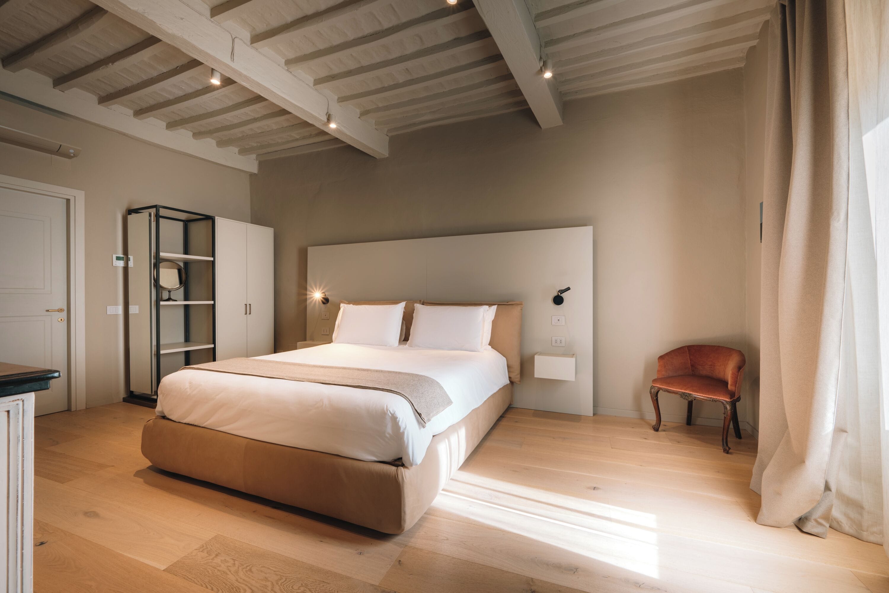 Suite Executiva | Cofre no quarto, secretária, quartos insonorizados 
