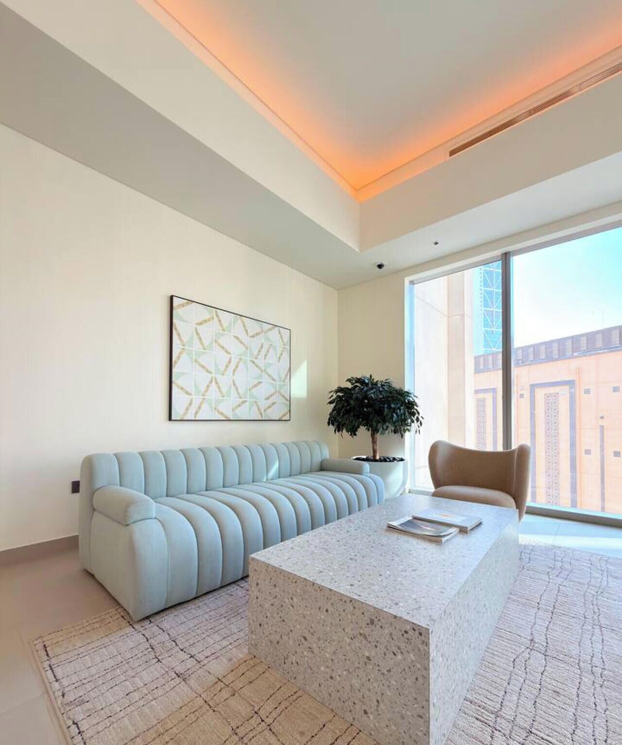Ultra Modern 1br Forte Tower Near The Burj & Mall - Dubai