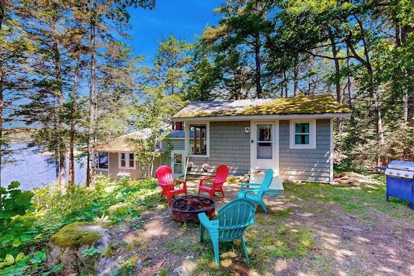 Lakefront Cottage With Dock, Screened Porch, & Island In Biscay Pond - Damariscotta, ME