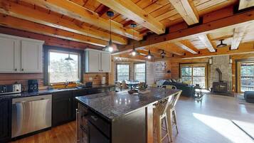 Cabine, várias camas, cozinha (Beaver Run Cabin) | Interior