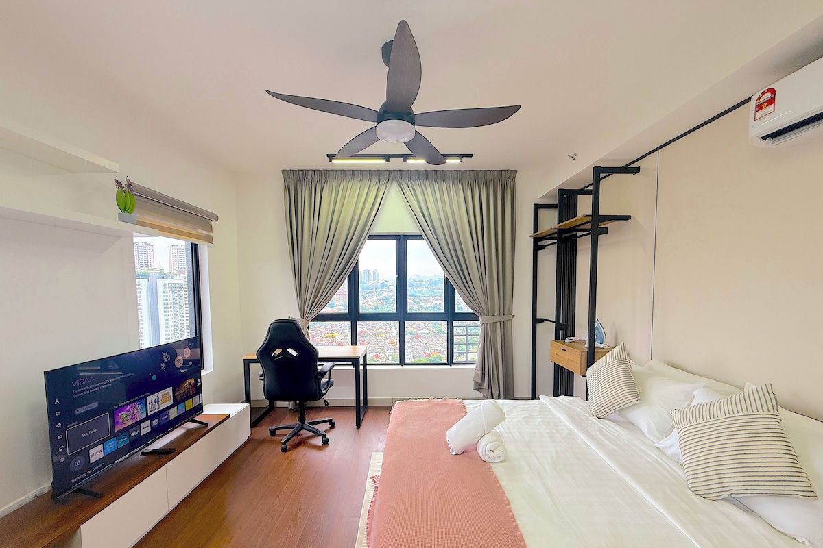 Estúdio executivo, 1 cama Queen, vista para a cidade | Roupas de cama de algodão egípcio, roupas de cama premium