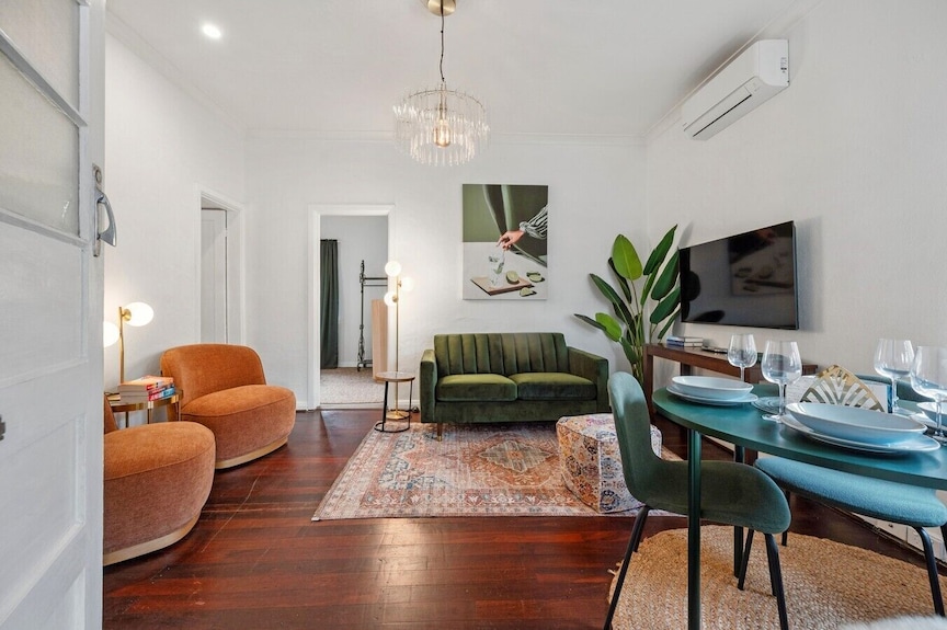 The Art Deco Darling: Espresso & Velvet On Bulwer - Perth