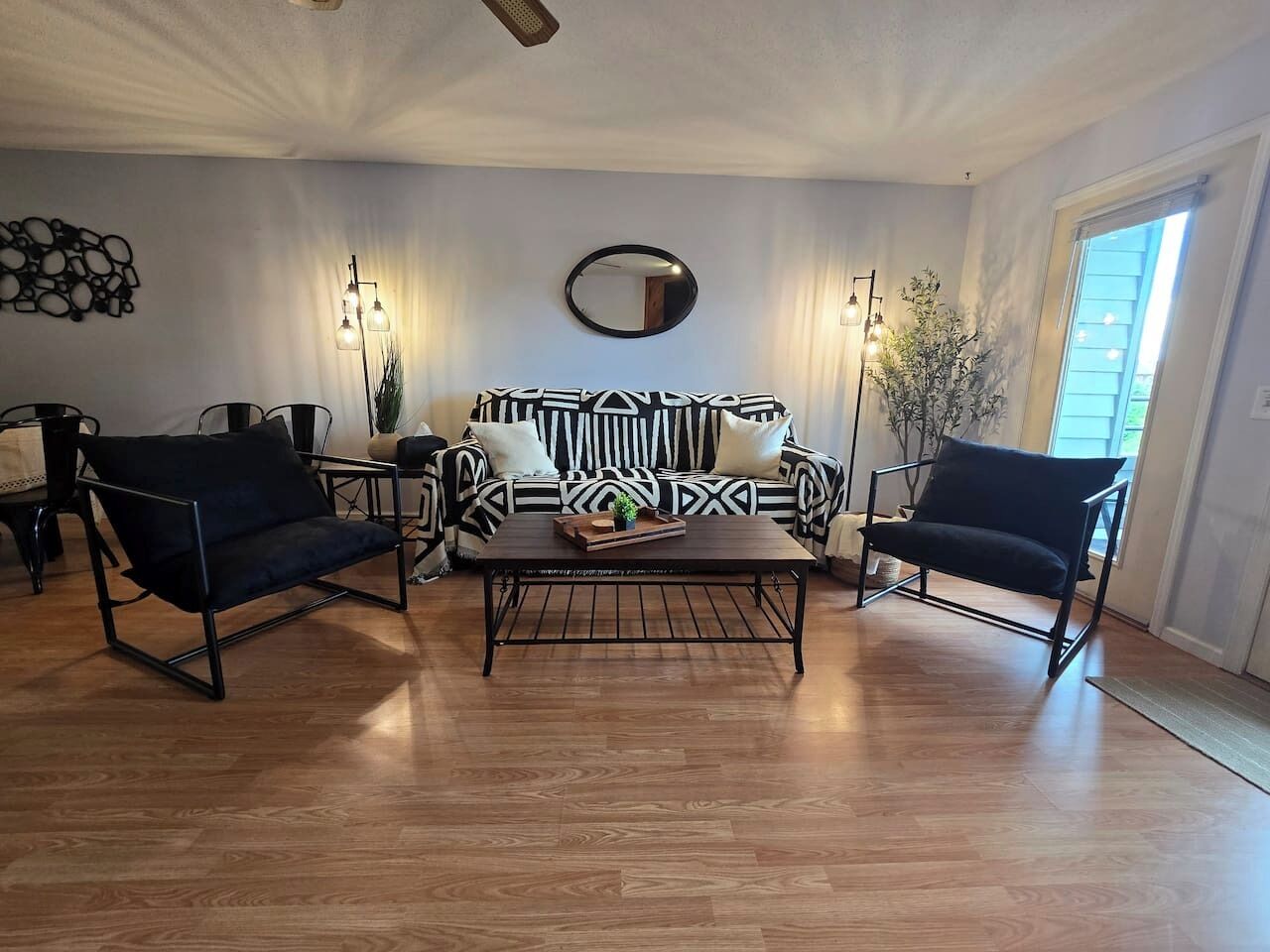 Cozy Haven-a 2 Story Condo By Lake Delton - Lake Delton, WI