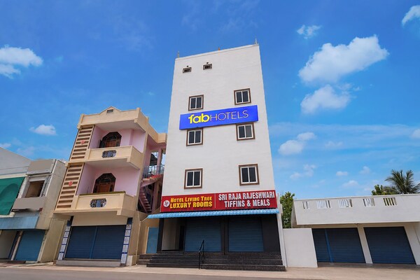 Fabhotel Sp Living Tree - Karimnagar