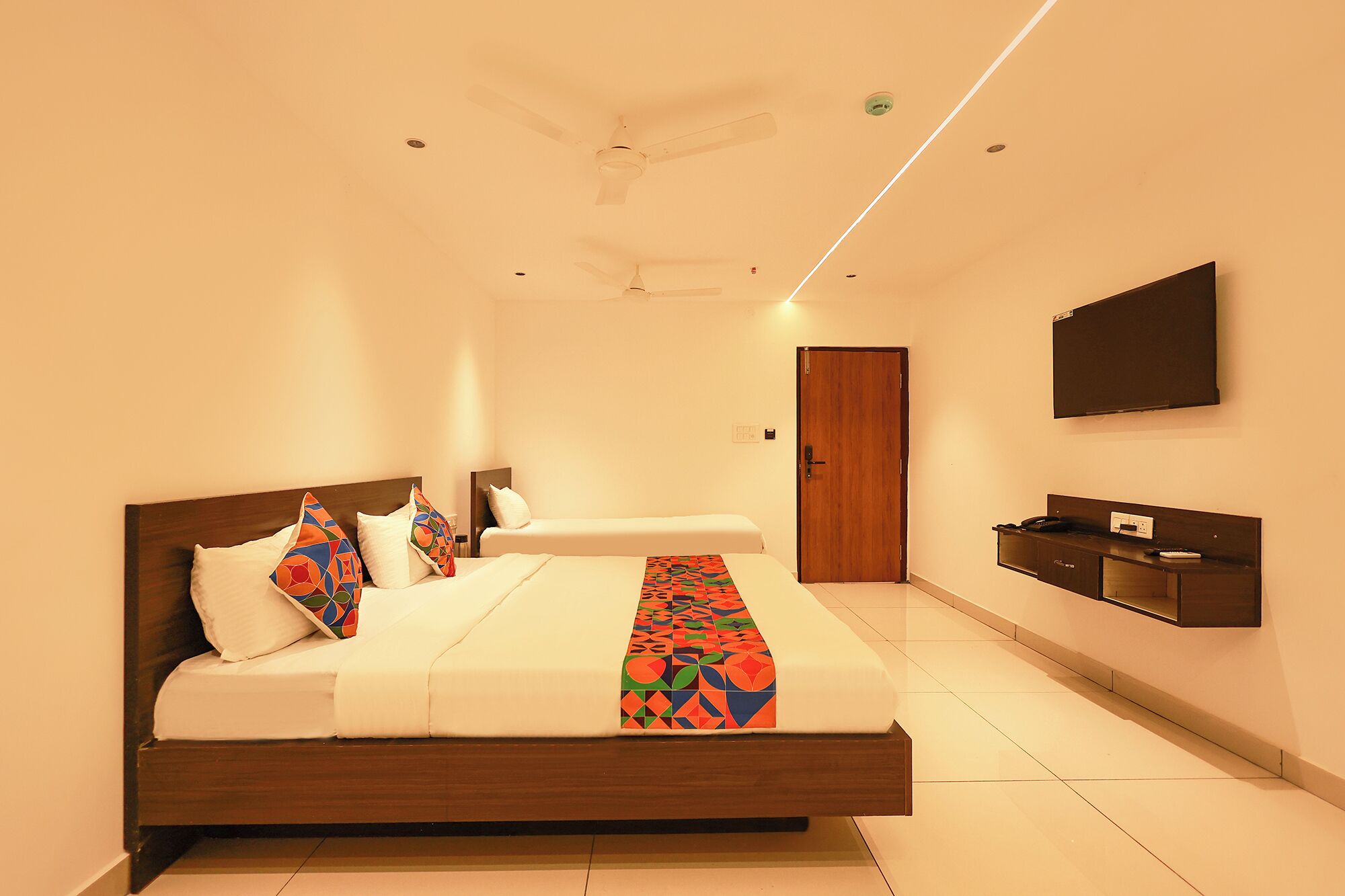 Quarto Familiar | Lençóis de algodão egípcio, roupa de alta qualidade, cofre no quarto 