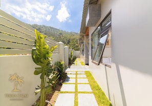 Vila, 6 quartos, piscina particular, vista para a montanha | Área da propriedade