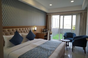 Quarto Duplo Executivo, Vista para a cidade | Secretária, Wi-fi grátis 