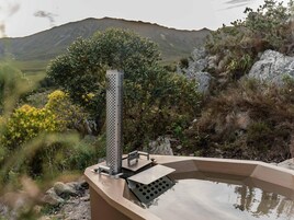 Villa, 5 quartos, fumadores, piscina privativa | Banheira de hidromassagem exterior