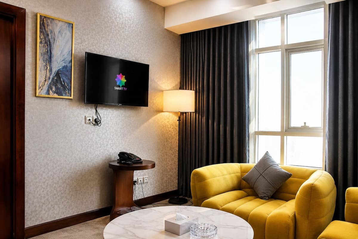 Quarto Triplo Básico | Sala de estar