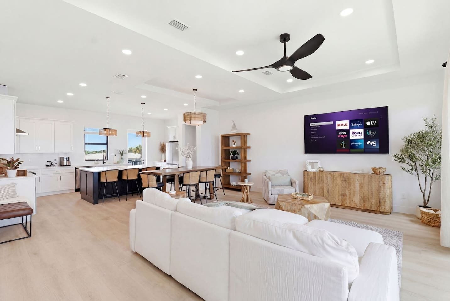 Sunset Oasis: Beachfront Bliss With 2 Pools, Fire Pits & Room For 16 - Melbourne Beach, FL