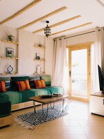 Apartamento conforto, 2 quartos, cozinha | Área de estar