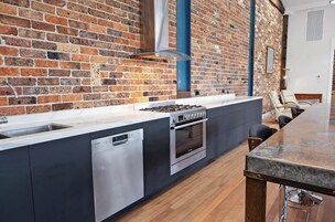 Casa Standard, vista para o pátio | Cozinha privada