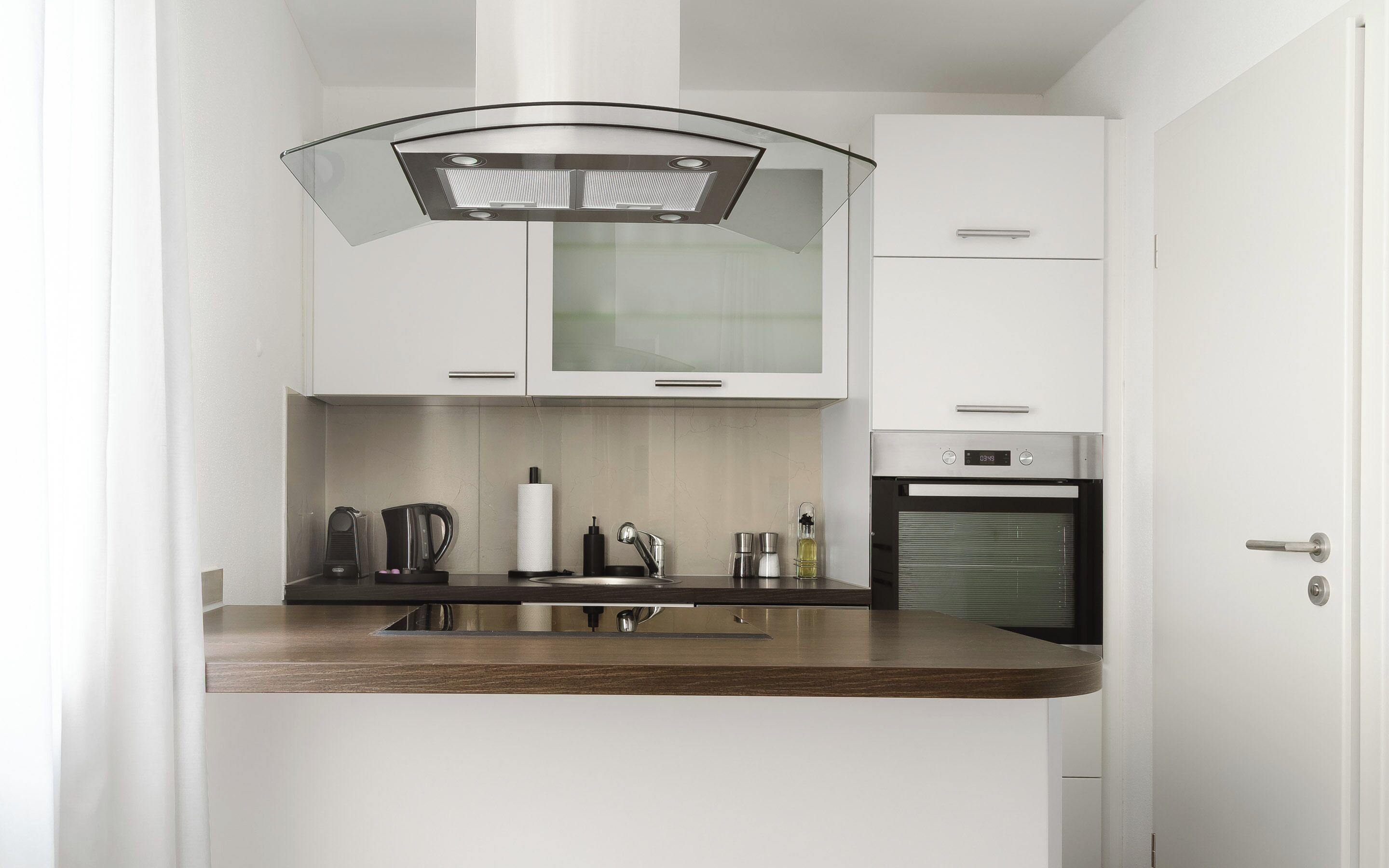 Suite | Cozinha privada | Um frigorífico, um micro-ondas, uma placa de cozinha 