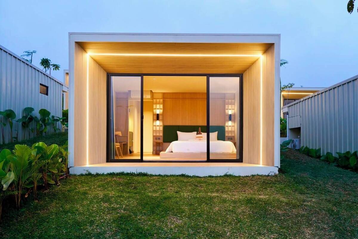 Deluxe Garden Access Cabin