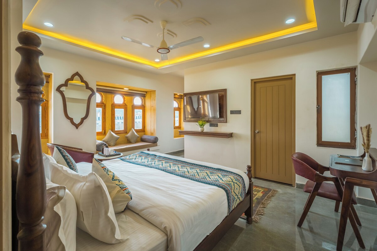 Quarto Signature | Secretária, Wi-fi grátis, roupa de cama fornecida 