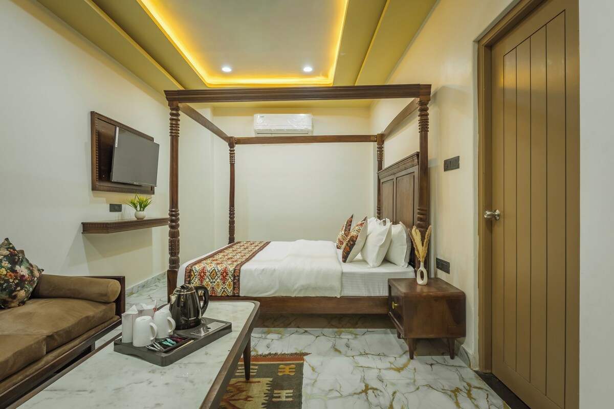 Quarto Elite | Secretária, Wi-fi grátis, roupa de cama fornecida 