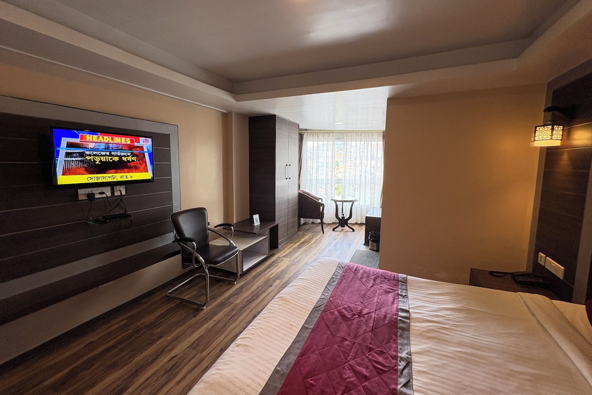 Quarto Quádruplo Familiar, Vista para a cidade | Secretária, Wi-fi grátis 