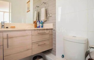 Apartamento, sacada, vista para o mar | Banheiro